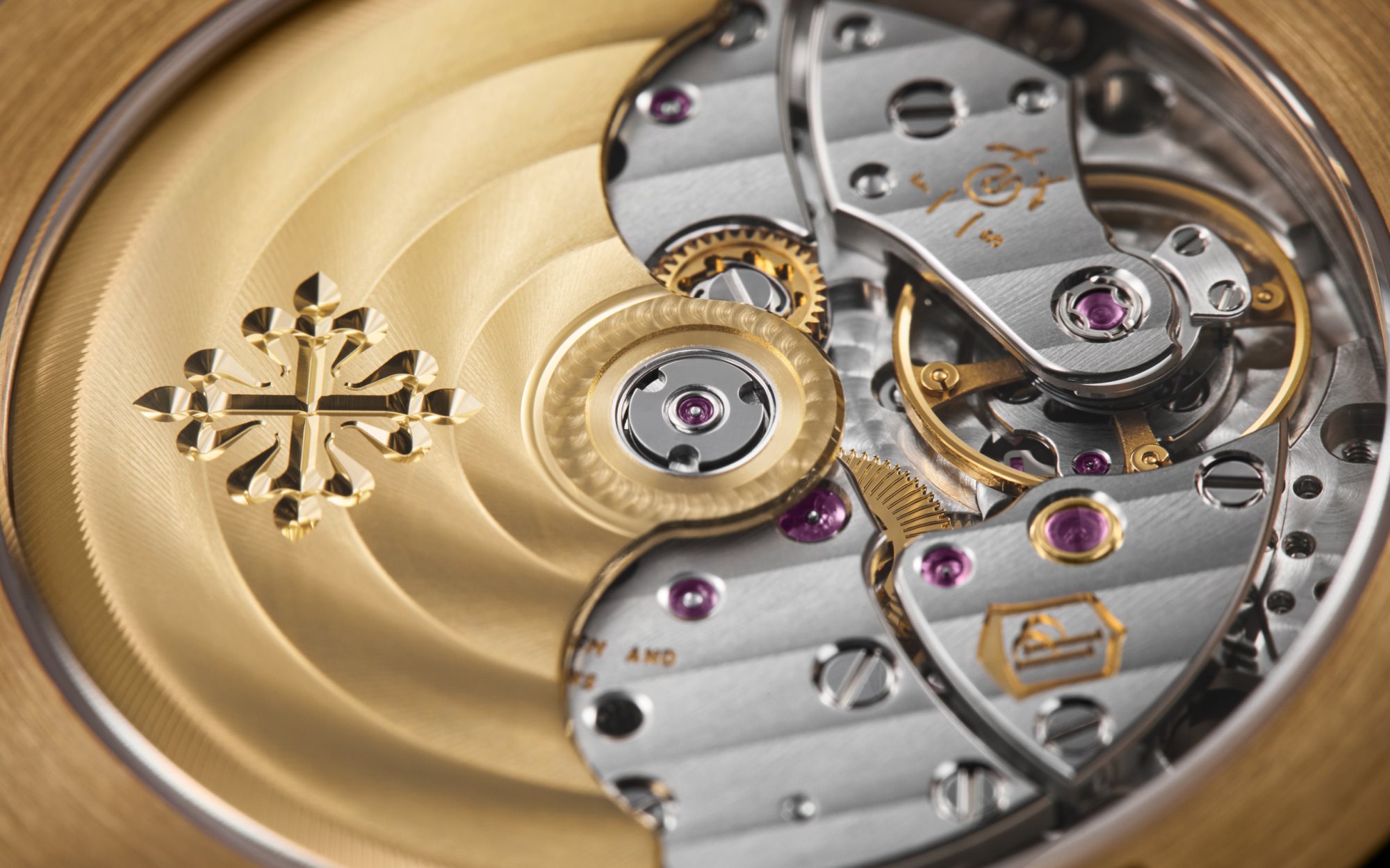 Patek Philippe | Aquanaut Ref. 5268/200R-010 Rose Gold