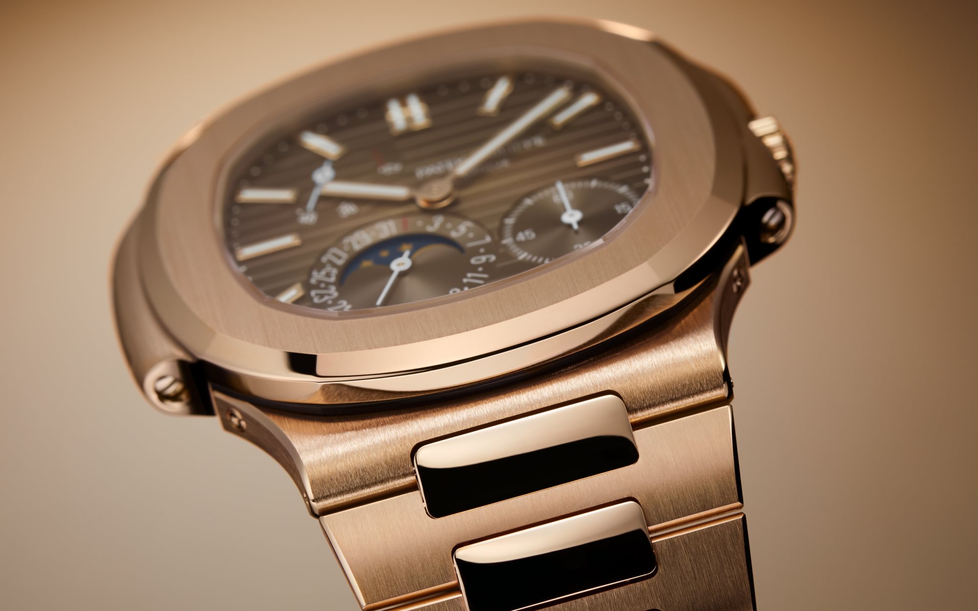 Patek Philippe | Nautilus Ref. 5712/1R-001 Rose Gold