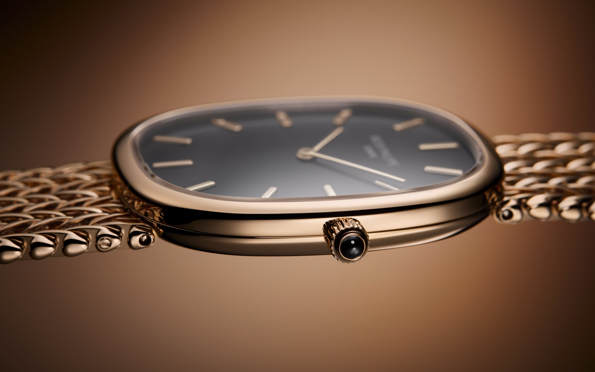 Patek Philippe | Golden Ellipse Ref. 5738/1R-001 Rose Gold