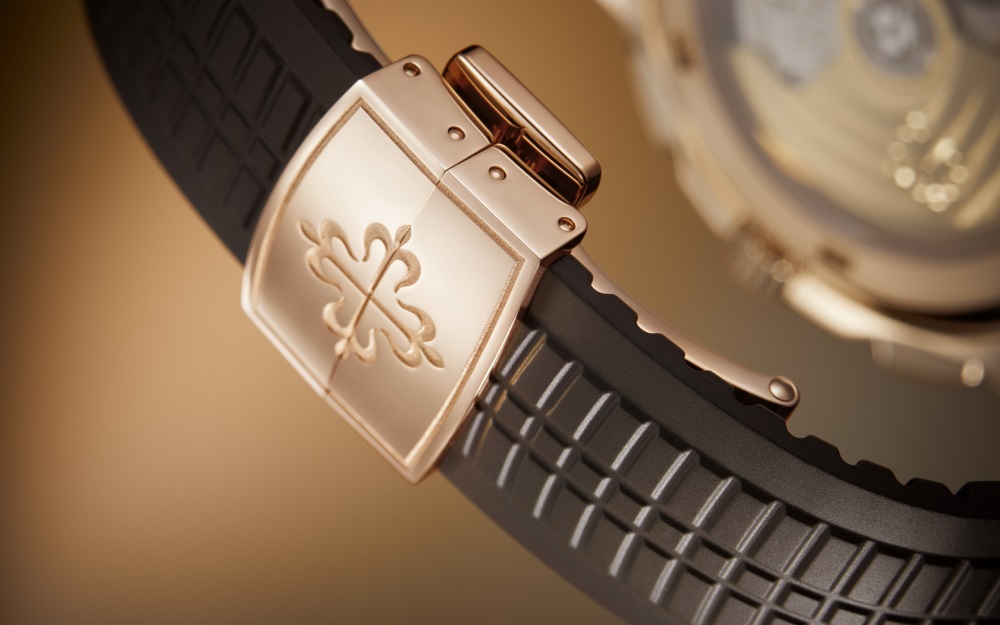 Patek Philippe | Aquanaut Ref. 5968R-001 Rose Gold