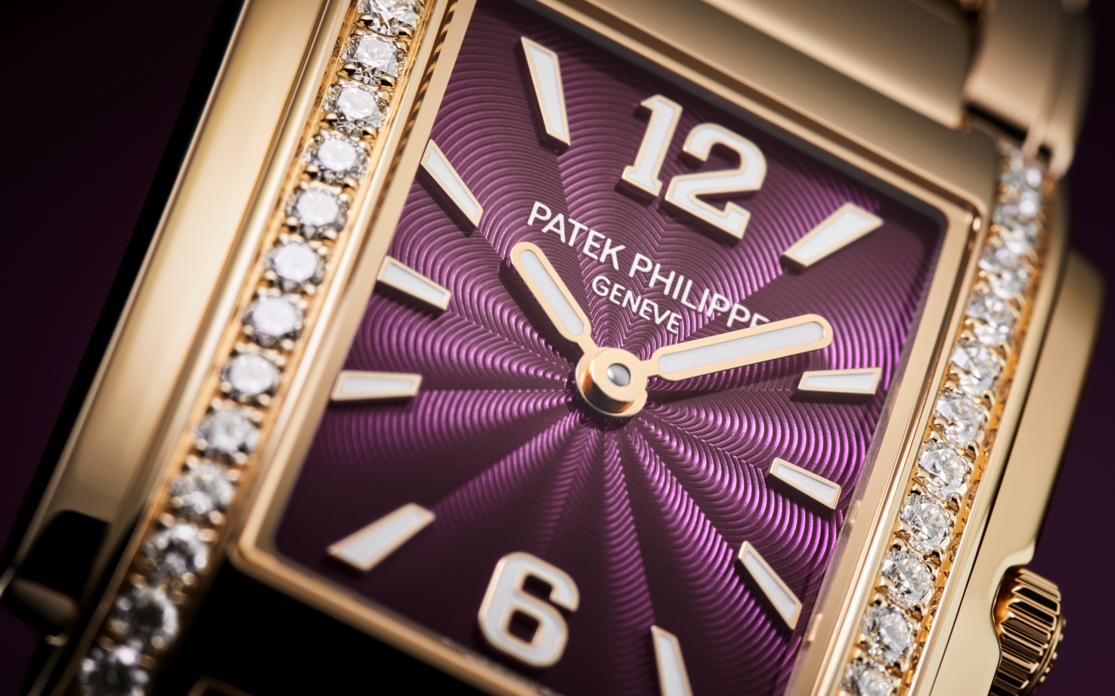 Patek Philippe | Twenty~4 Ref. 4910/1201R-010 Rose Gold