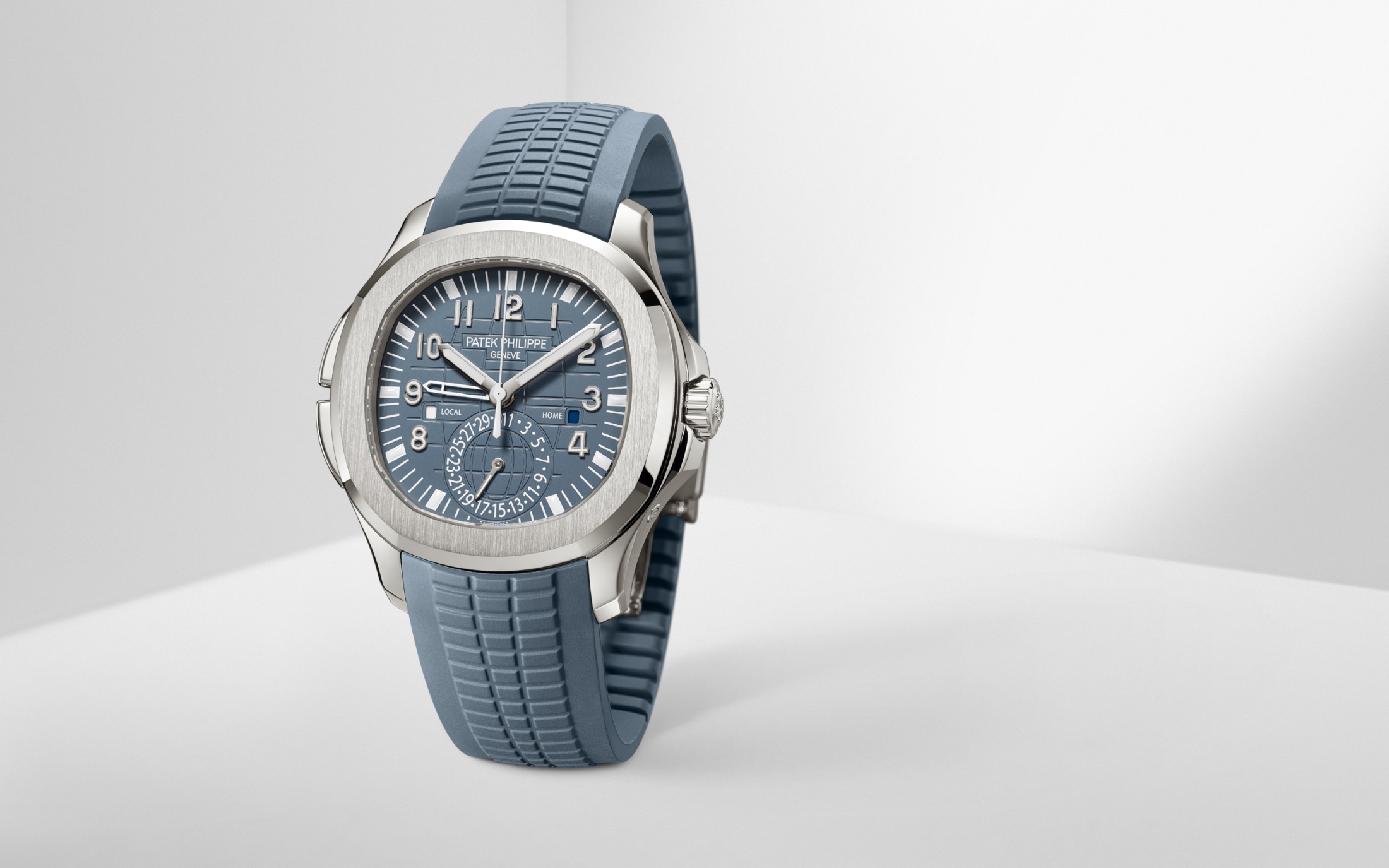 Patek Philippe | Aquanaut Ref. 5164G-001 White Gold