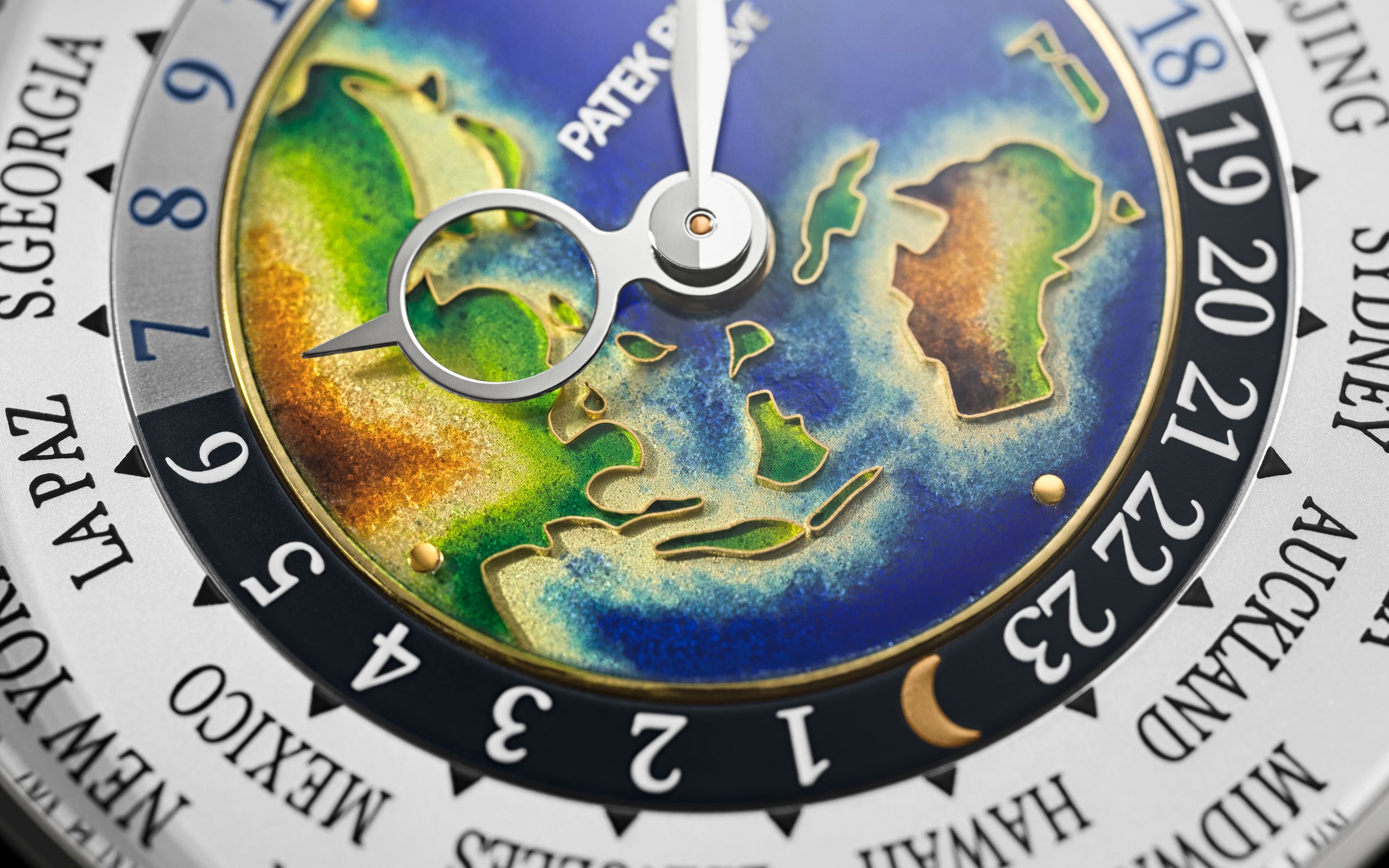 Patek Philippe | Complications Ref. 5231G-001 White Gold