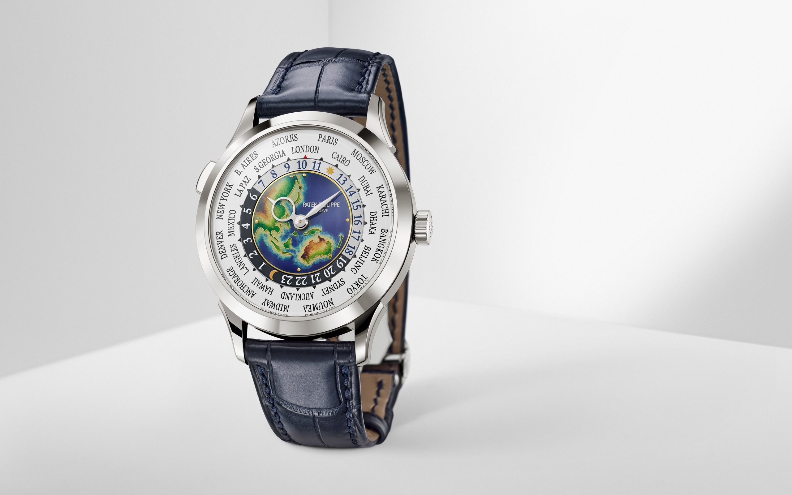 Patek Philippe | Complications Ref. 5231G-001 White Gold