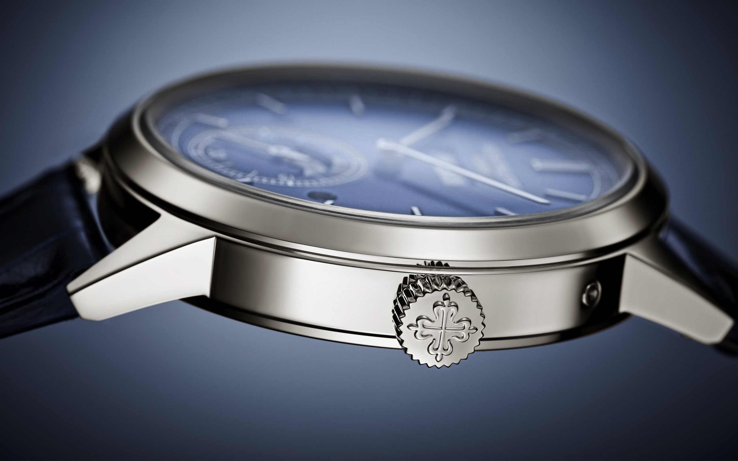 Patek Philippe | In-line Perpetual Calendar 5236P-001