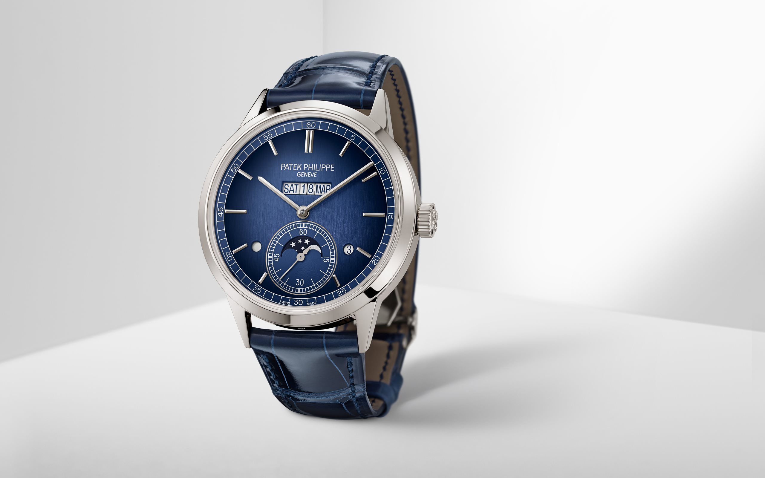 Patek Philippe | In-line Perpetual Calendar 5236P-001