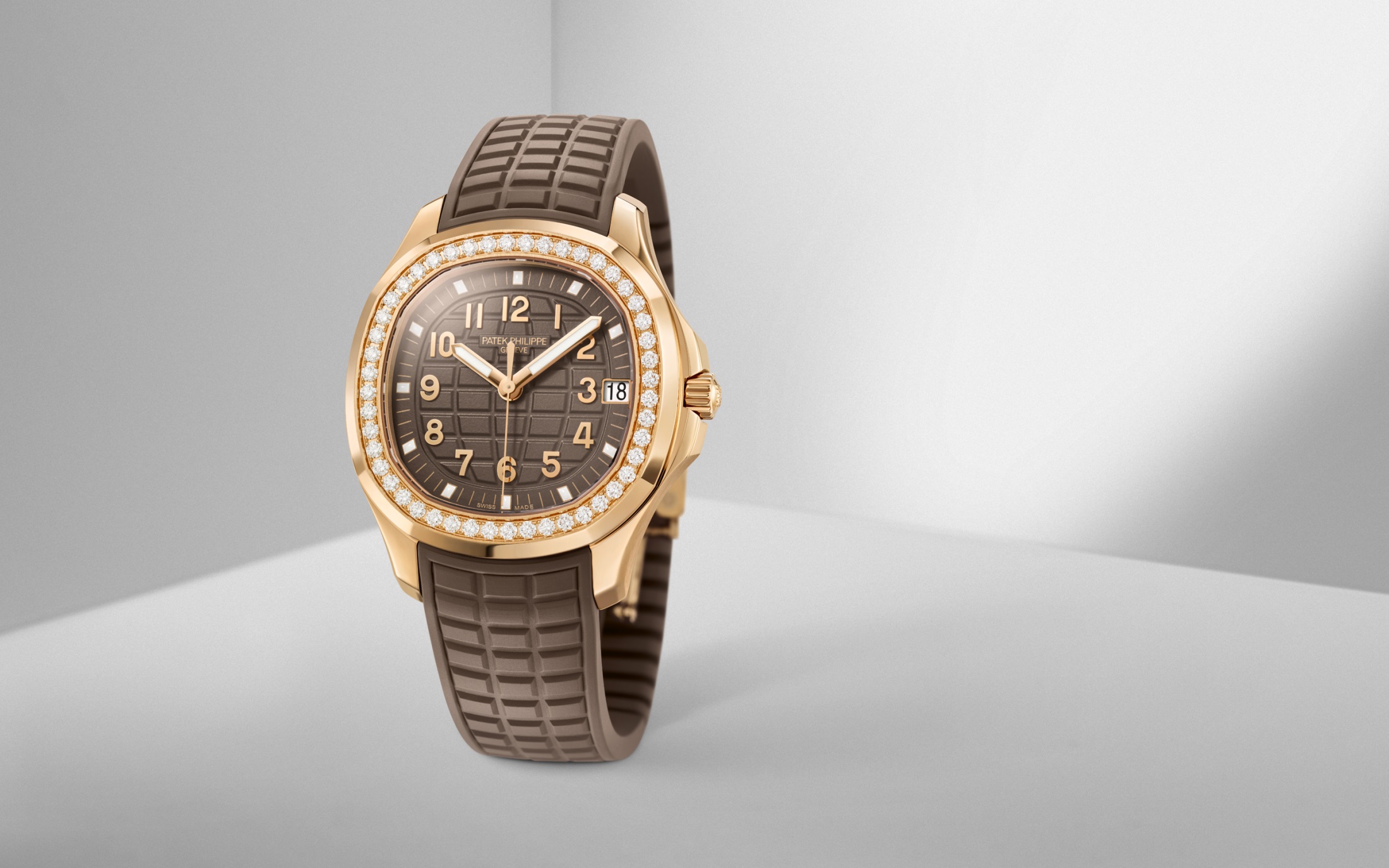 Patek Philippe | Aquanaut Ref. 5268/200R-010 Rose Gold