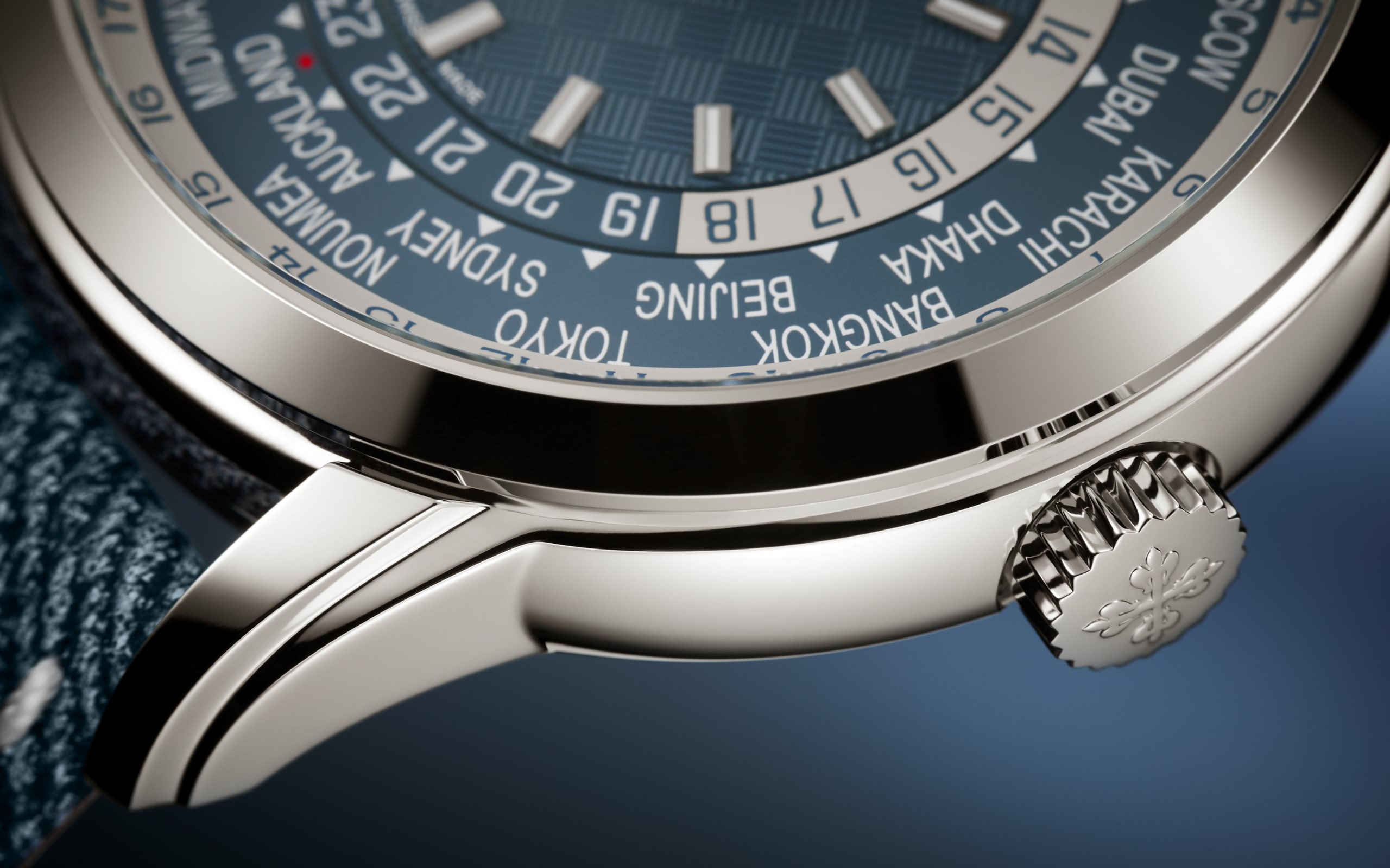 Patek Philippe | Complications Ref. 5330G-001 White Gold