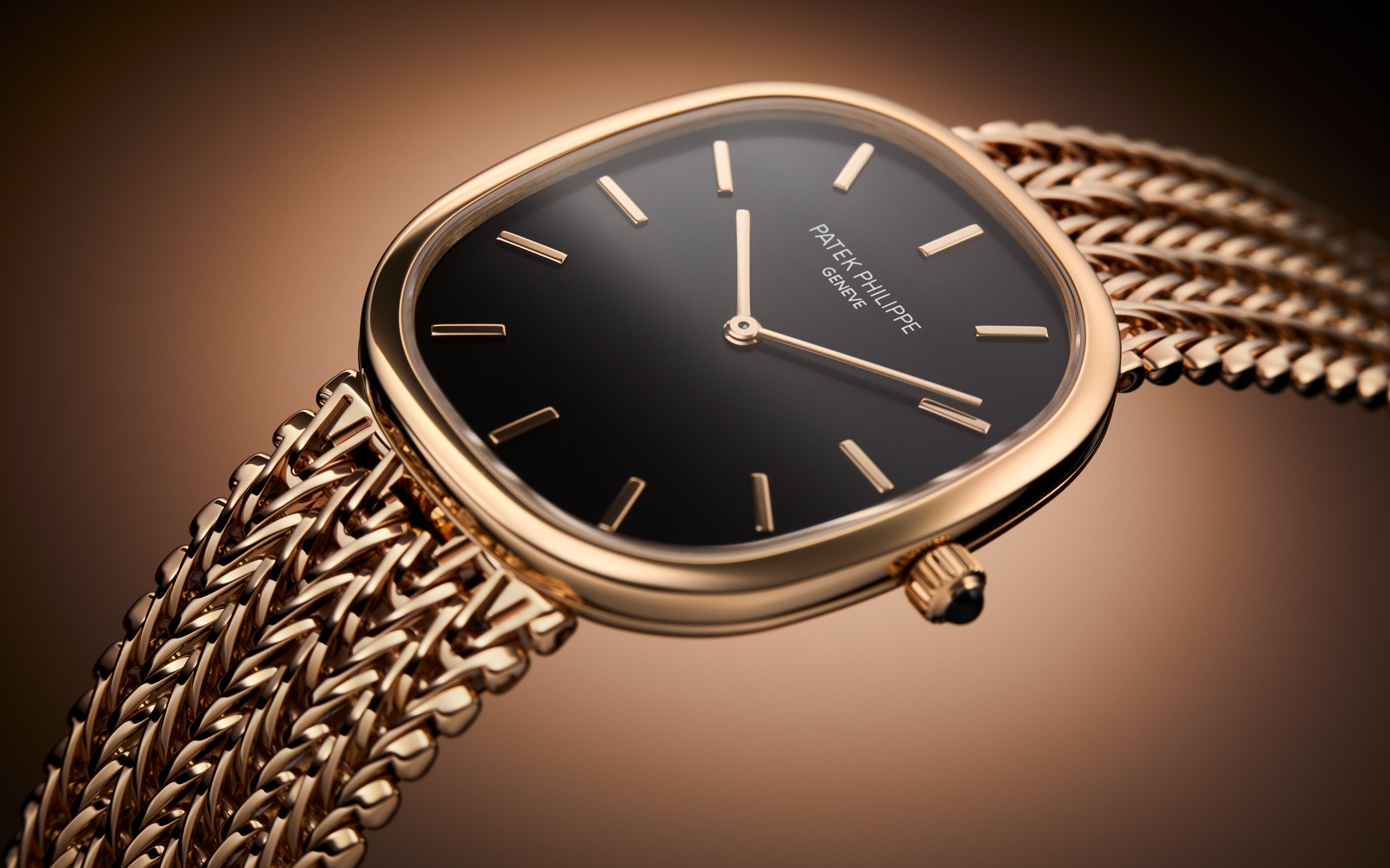 Patek Philippe | Golden Ellipse Ref. 5738/1R-001 Rose Gold