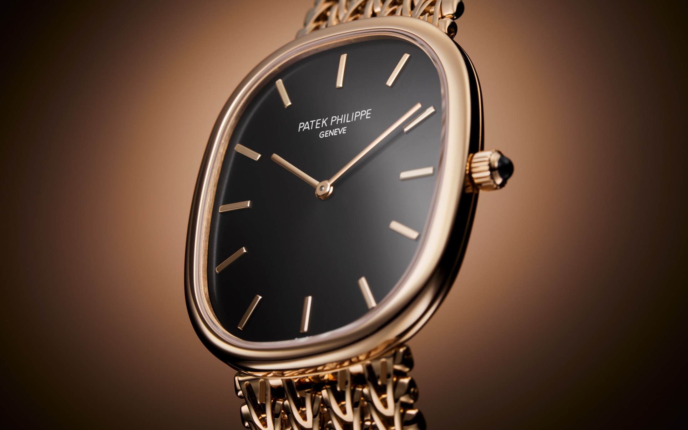 Patek Philippe | Golden Ellipse Ref. 5738/1R-001 Rose Gold