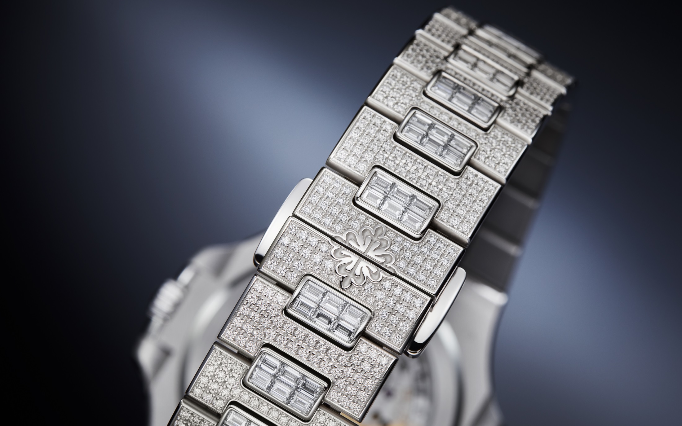 Patek Philippe | Nautilus Réf. 5811/1460G-001 Or gris