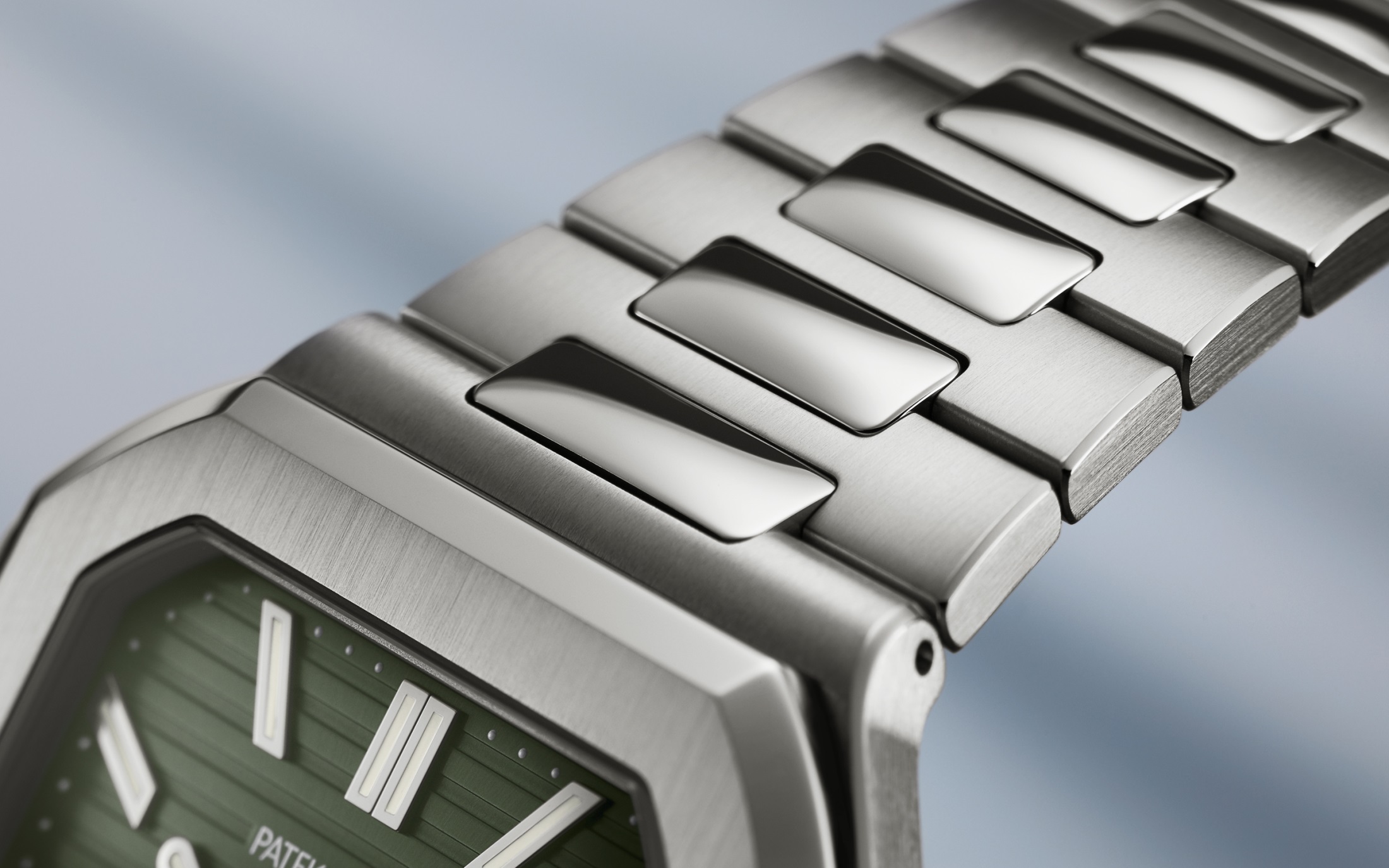 Patek Philippe | Cubitus Ref. 5821/1A-001 Stainless Steel