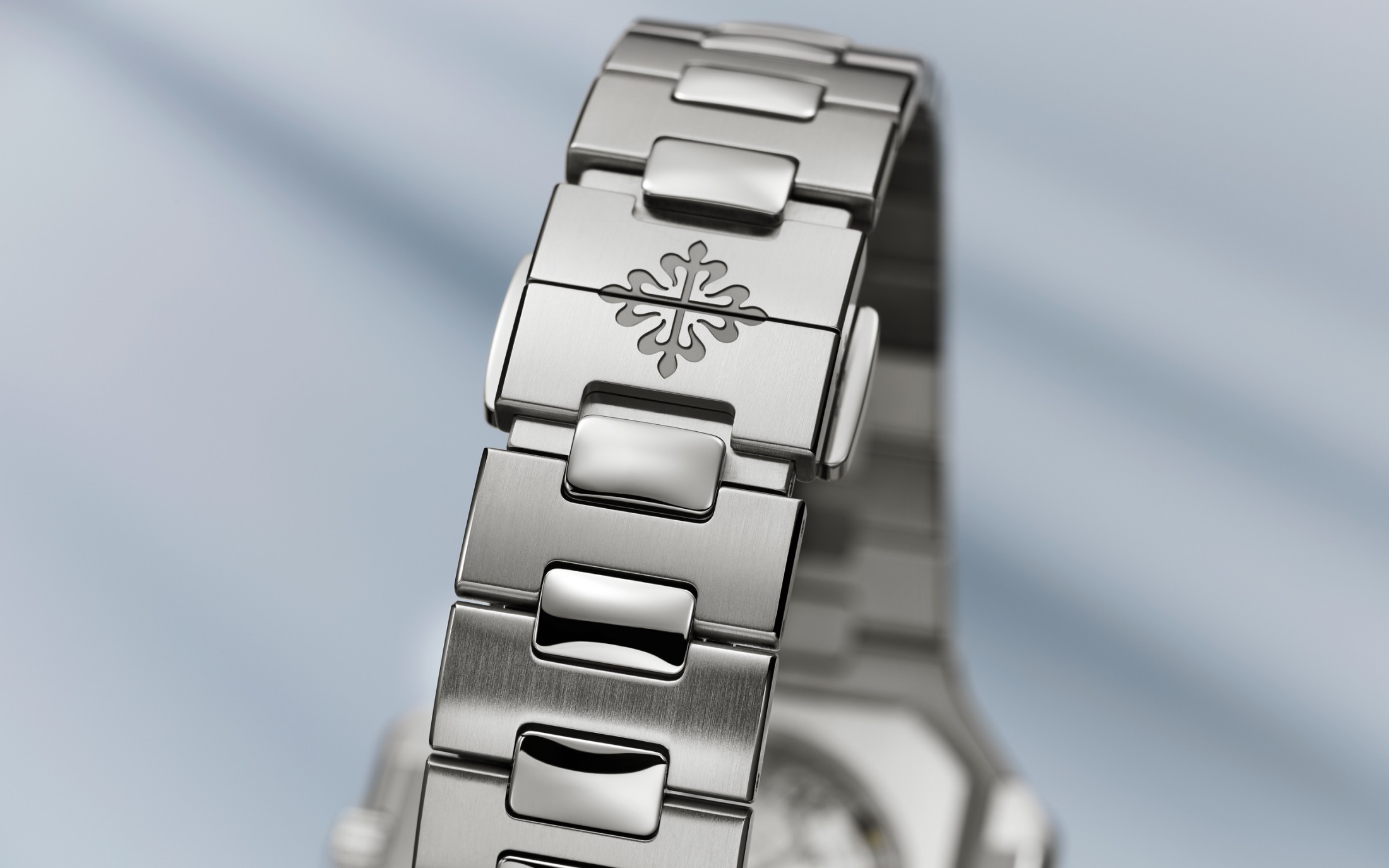 Patek Philippe | Cubitus Ref. 5821/1A-001 Stainless Steel