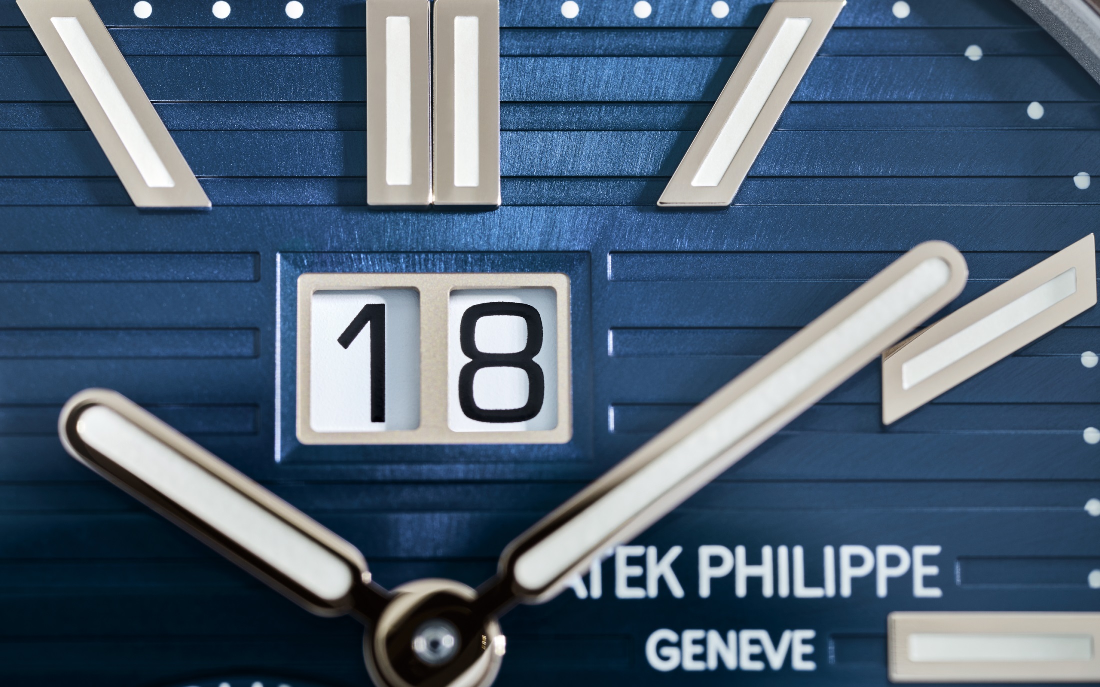 Patek Philippe | Cubitus Ref. 5822P-001 Platinum