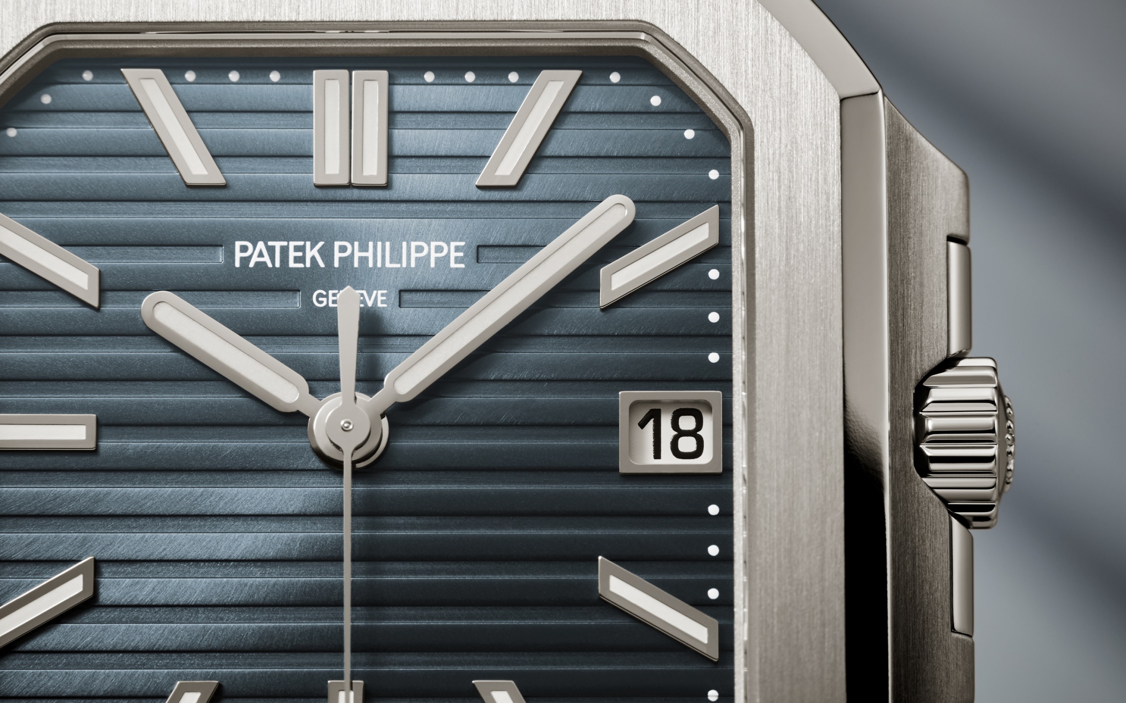 Patek Philippe | Cubitus Réf. 7128/1G-001 Or gris